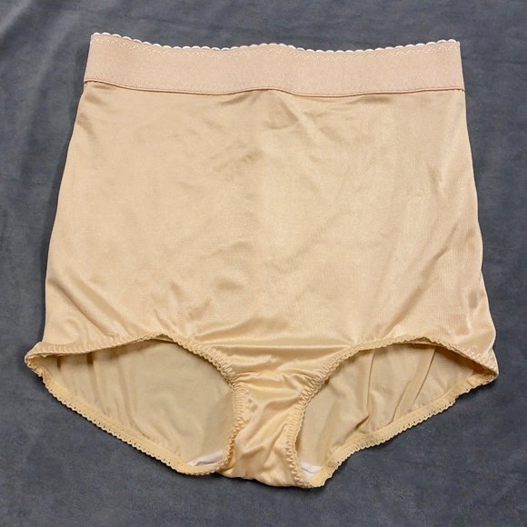 Rago | Intimates & Sleepwear | Rago Sz 4 5x Style 53 High Waist Light ...